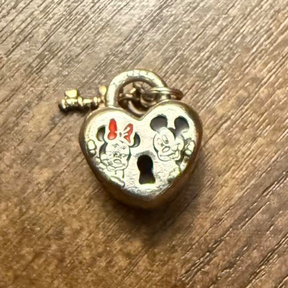 Pandora Disney Mickey Mouse & Minnie Mouse Padlock Ch… - Gem